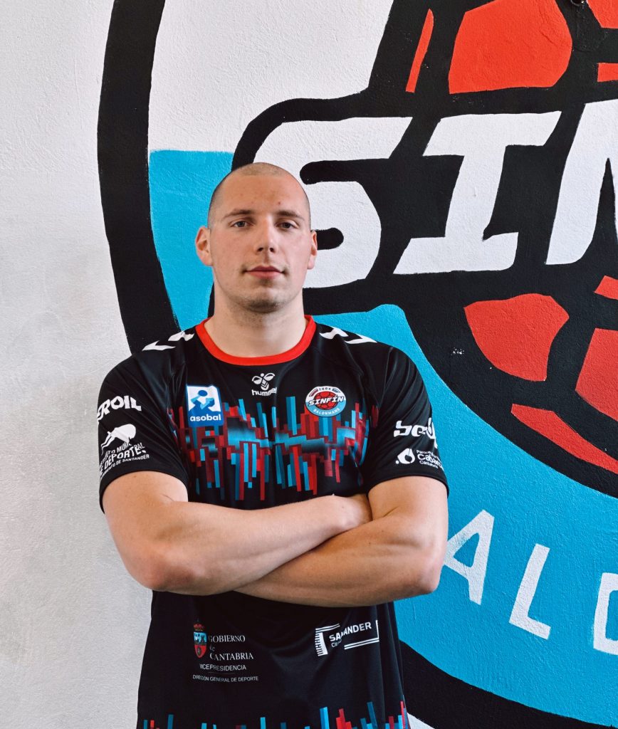 COMUNICADO OFICIAL: Eugen Josip Zaja nueva incorporación a las filas ...